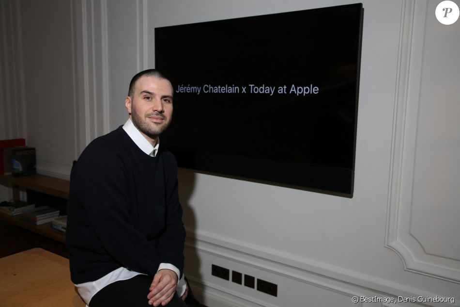 Exclusif - Jérémy Chatelain présente son nouveau clip Carton à droite ...
