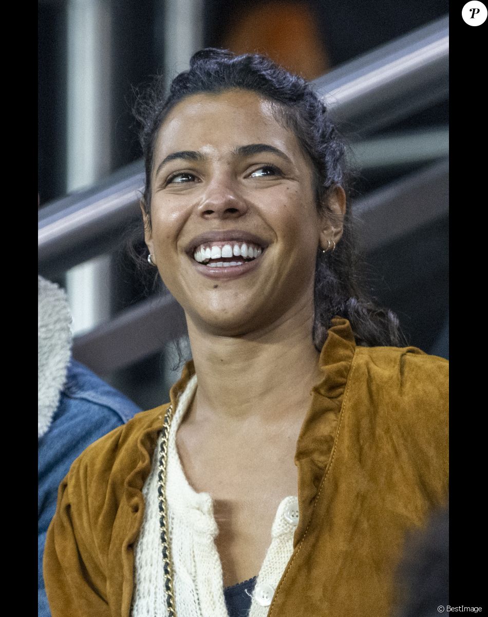 Zita Hanrot est enceinte ! La star de Plan Coeur dévoile son ventre ...