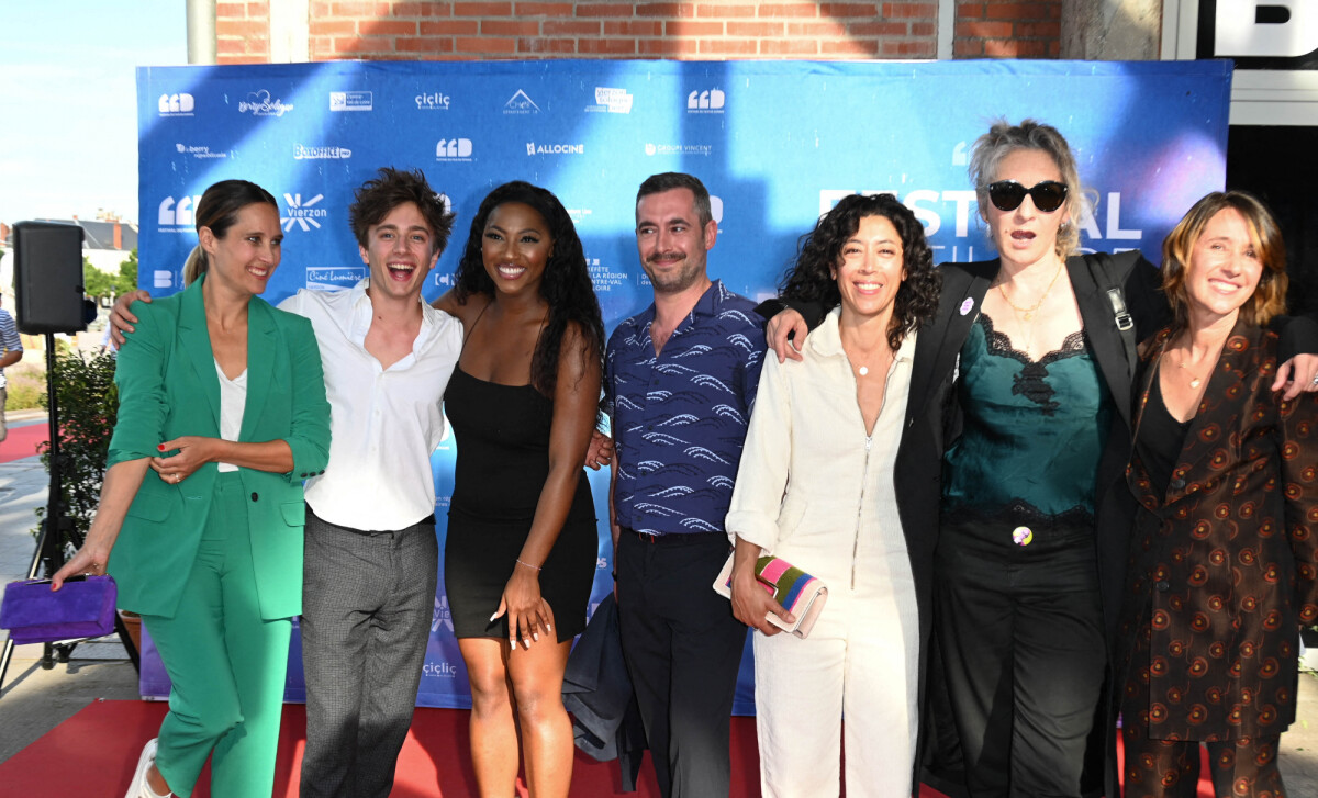 Photo : Julie de Bona, Axel Auriant, Fatou Kaba, Xavier Legrand, Naidra ...