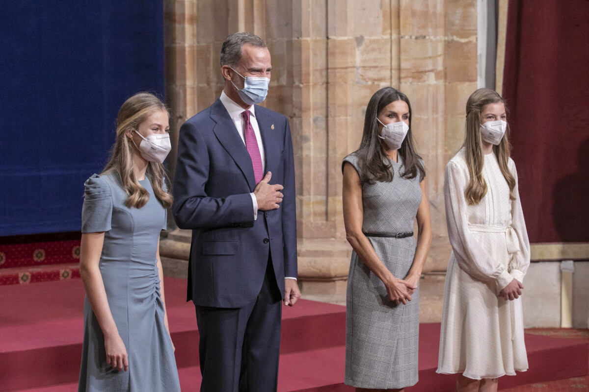 Photo : La princesse Leonor, princesse des Asturies, le roi Felipe VI ...