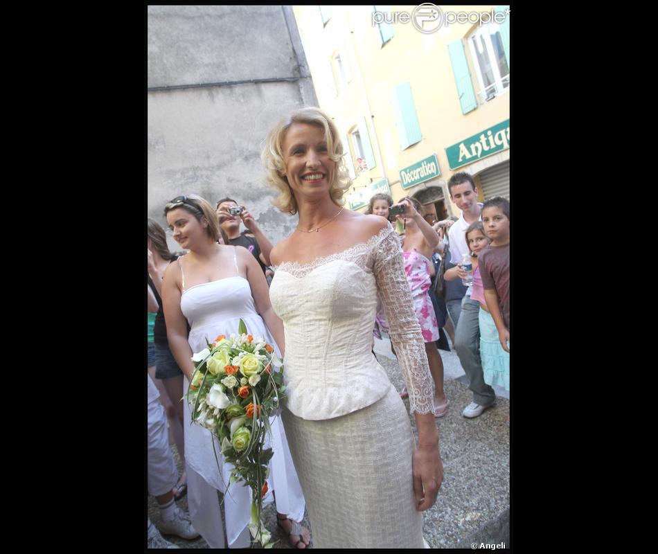 Alexandra Lamy Le Jour De Son Mariage 25 07 2009 Purepeople