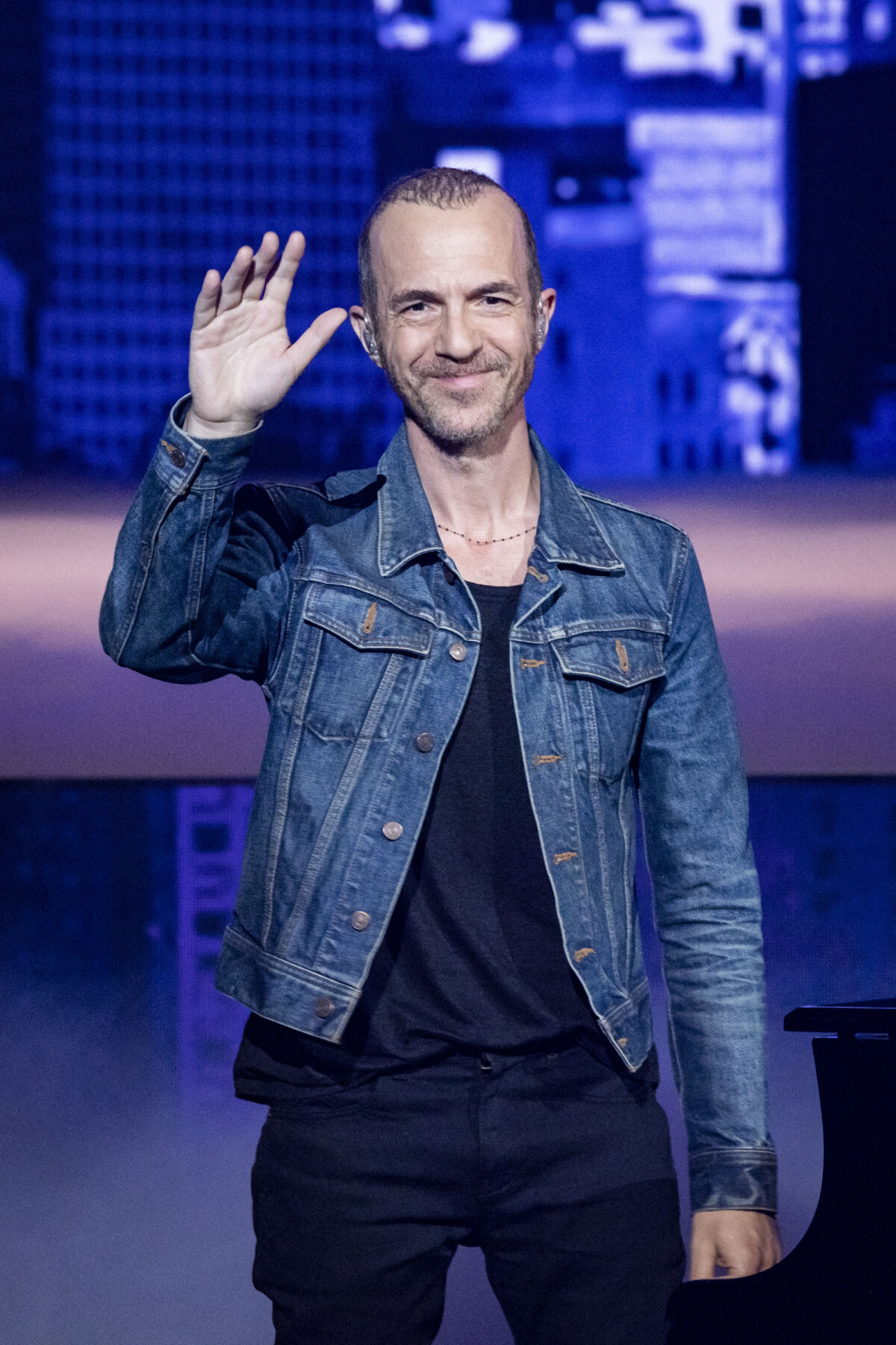 Photo : Exclusif - Calogero - Enregistrement de l'émission "Joyeux ...