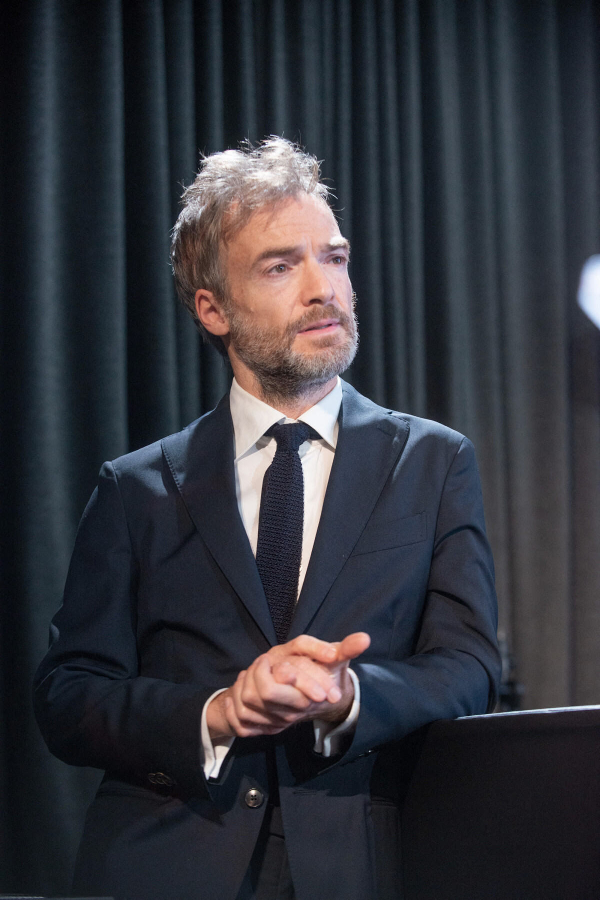 Photo : Jonathan Lambert lors de la soirée de gala de l'Institut Rafaël ...