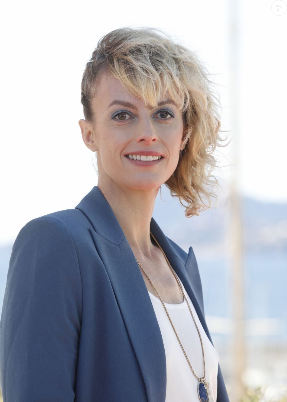 Sara Mortensen au photocall de la série Astrid et Raphaëlle lors de la 5ème saison du festival ...
