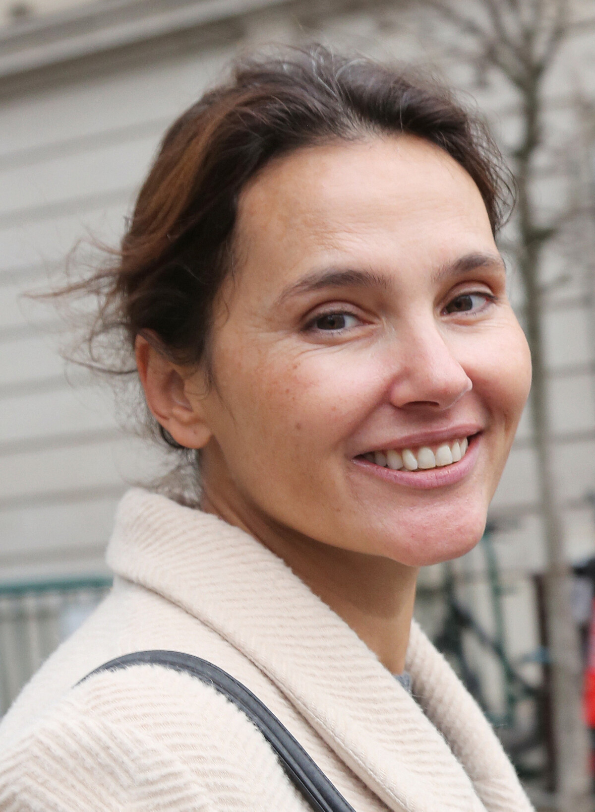 Photo : Exclusif - Virginie Ledoyen - People à la sortie des studios ...
