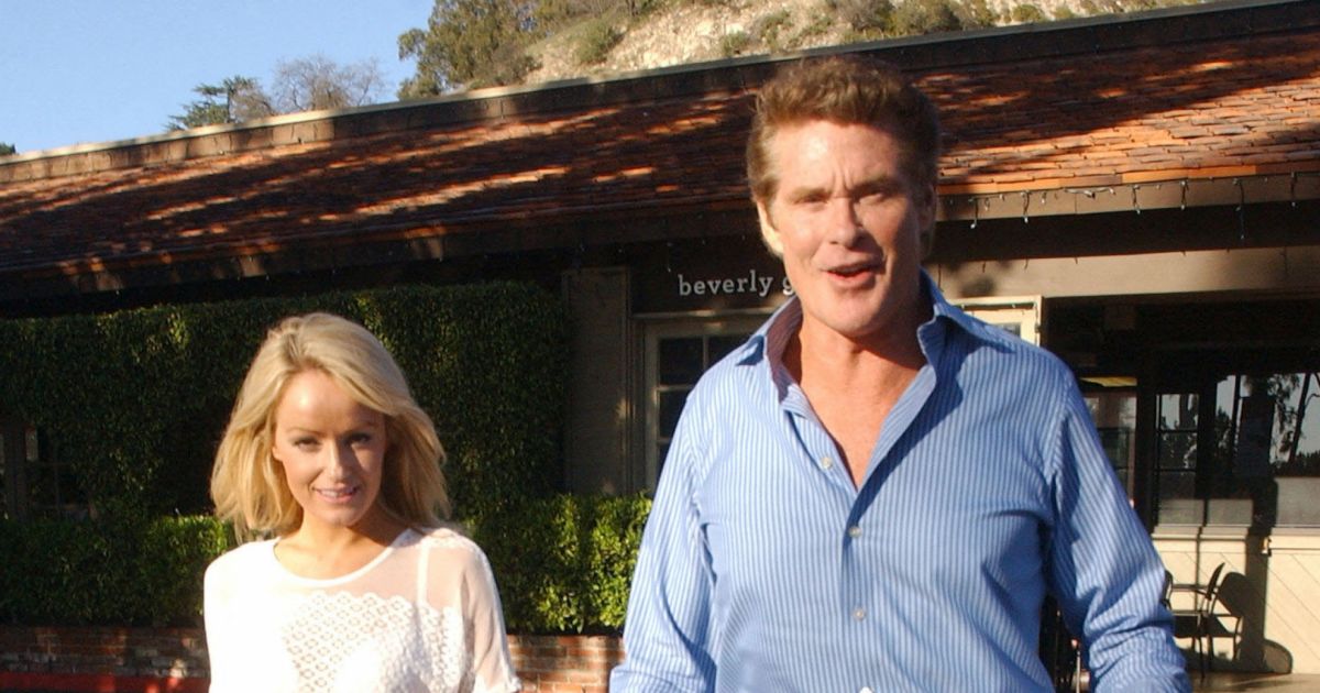 David Hasselhoff et sa femme Hayley Roberts sont allés déjeuner au ...