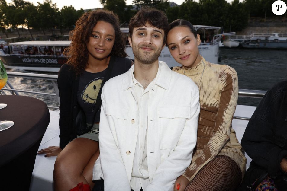 Exclusif - Jenaye Noah et Eleejah Noah avec leur frère Tomathy Stewart-Whyte lors de la soirée d ...