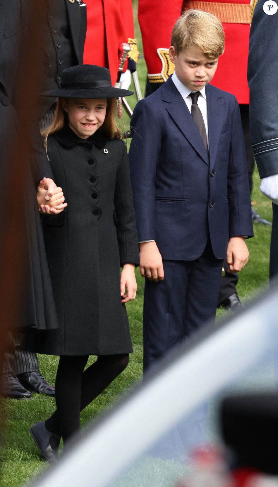 Le prince George de Galles - Procession du cercueil de la reine ...