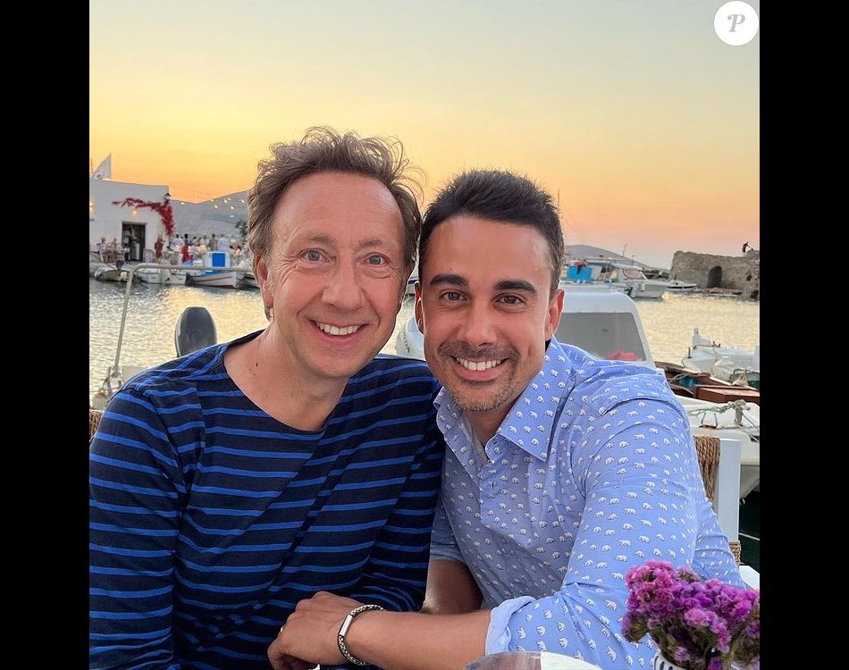 Stéphane Bern et son compagnon Yori en Grèce. - Purepeople