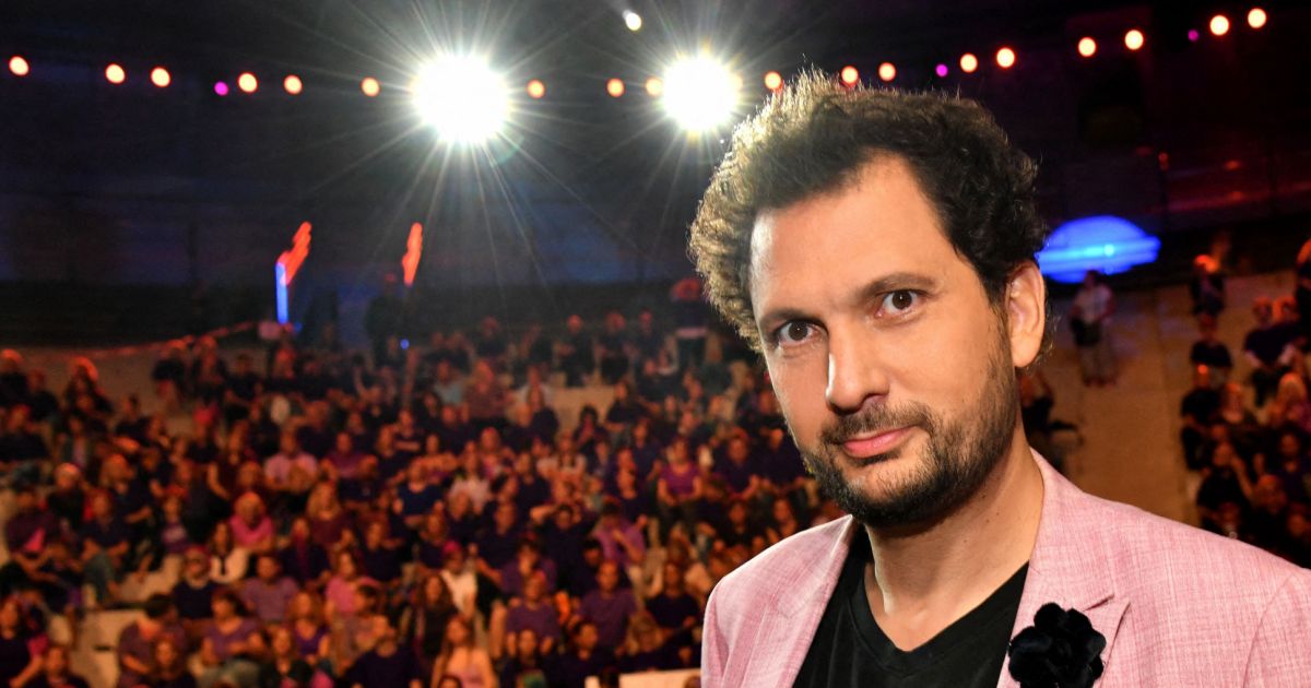 Eric Antoine durant l'enregistrement de l'émission de télévision La ...