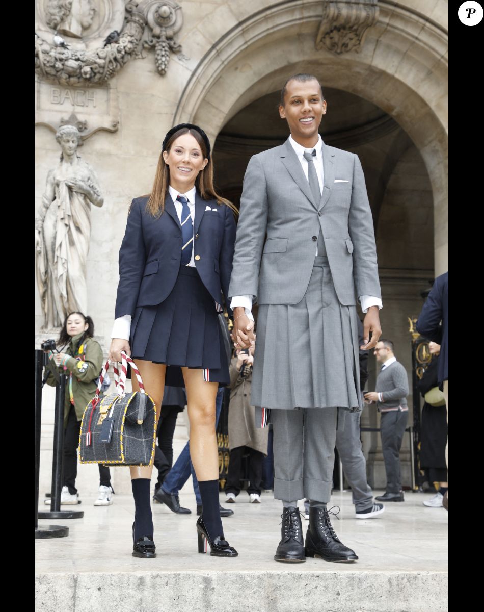 Stromae et Coralie Barbier : Ultra stylés en looks d'écoliers, devant ...