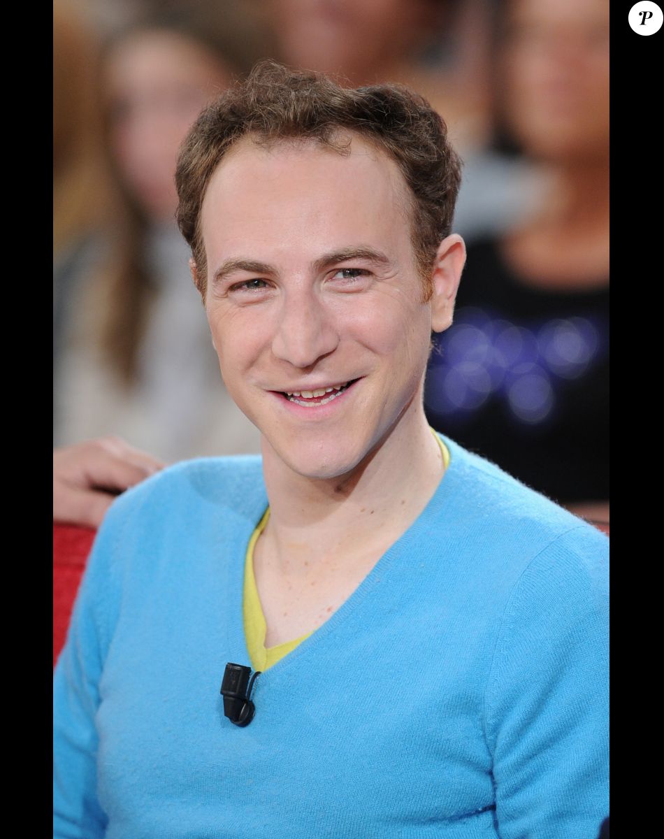 Marius Colucci : Le fils de Coluche presque incapable d'être en couple ...