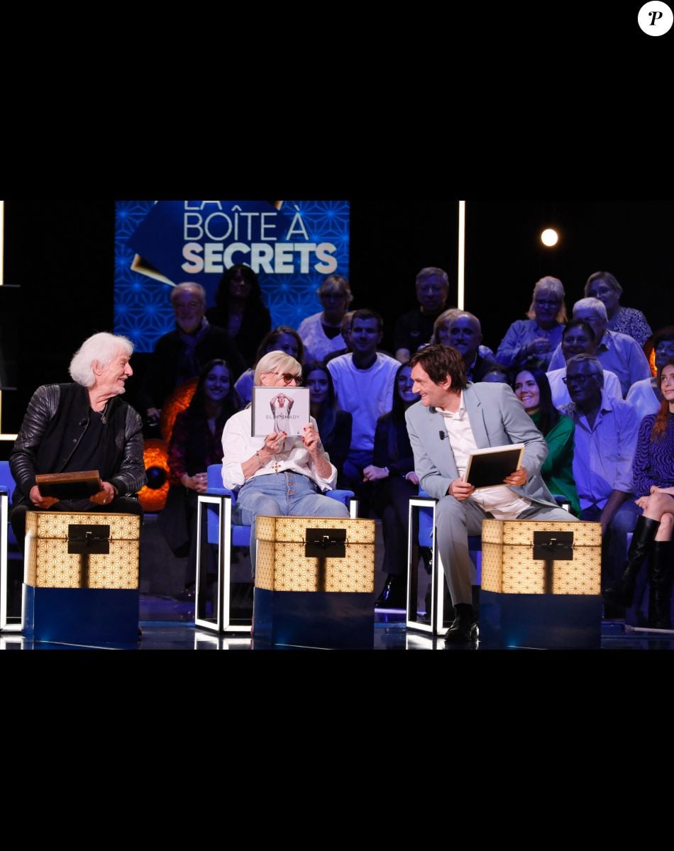 La Boîte à secrets : Chantal Ladesou en toute simplicité face à Pierre Palmade et Hugues Aufray ...