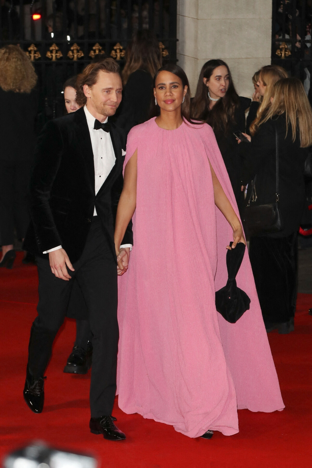 Photo : Tom Hiddleston avec sa compagne Zawe Ashton - Photocall de la ...