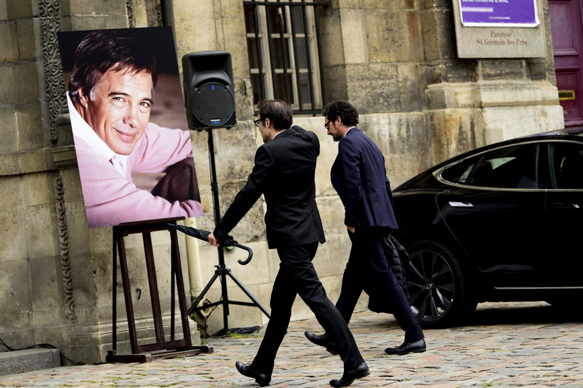 Photo : Nicolas Bedos - Hommage à Guy Bedos en l'église de Saint ...