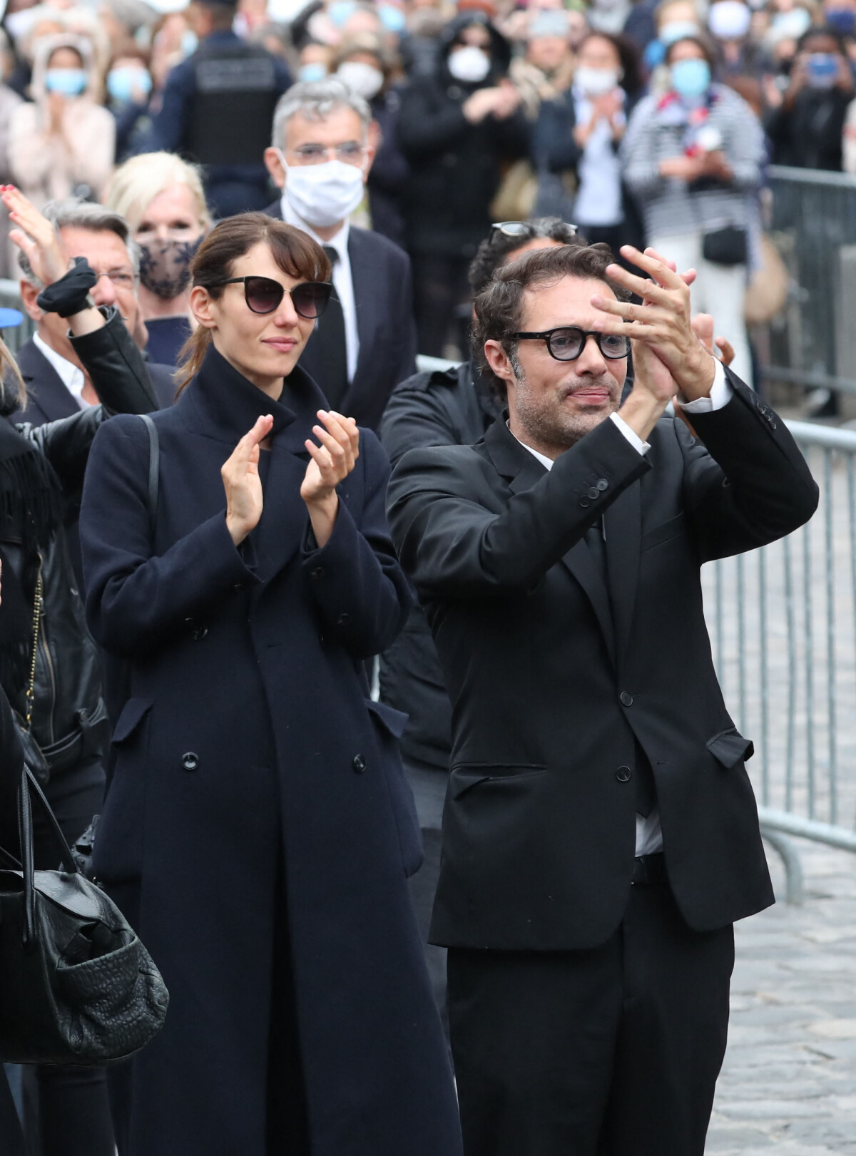 Photo : Nicolas Bedos, Doria Tillier - Sorties - Hommage à Guy Bedos en ...