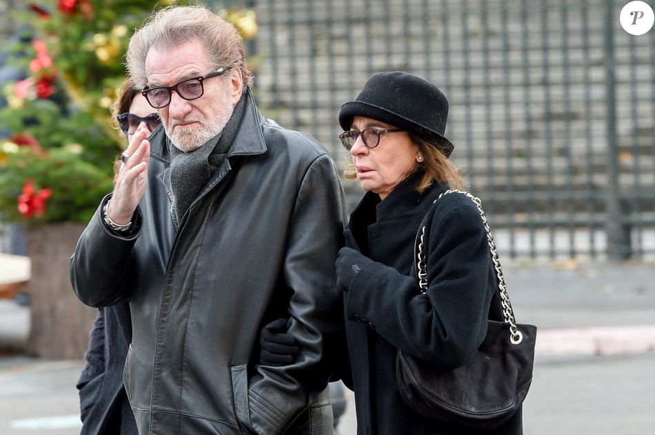 Eddy Mitchell, sa femme Muriel - Sorties de l'église de la Madeleine ...