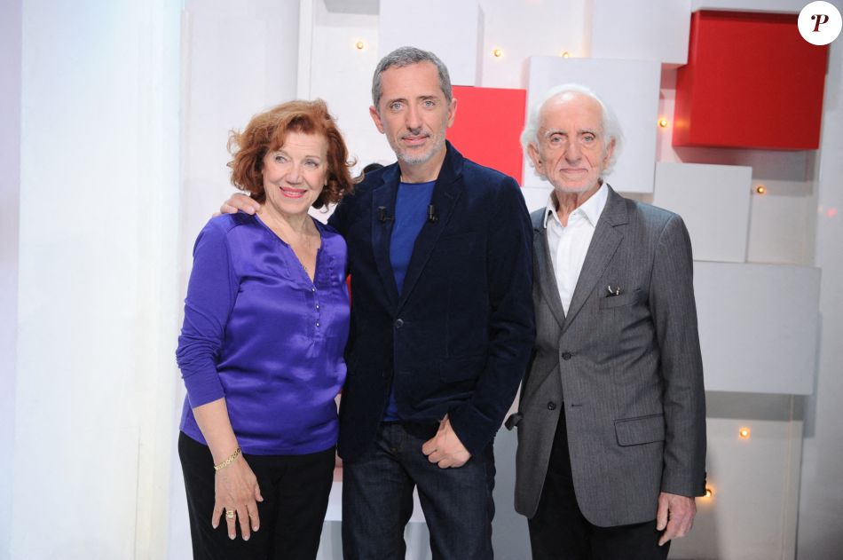 Exclusif - Gad Elmaleh entouré par ses parents Regine et David Elmaleh ...