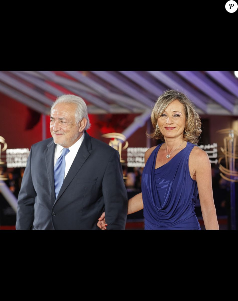 Dominique Strauss-Khan très bronzé au côté de sa femme dans la nuit de ...