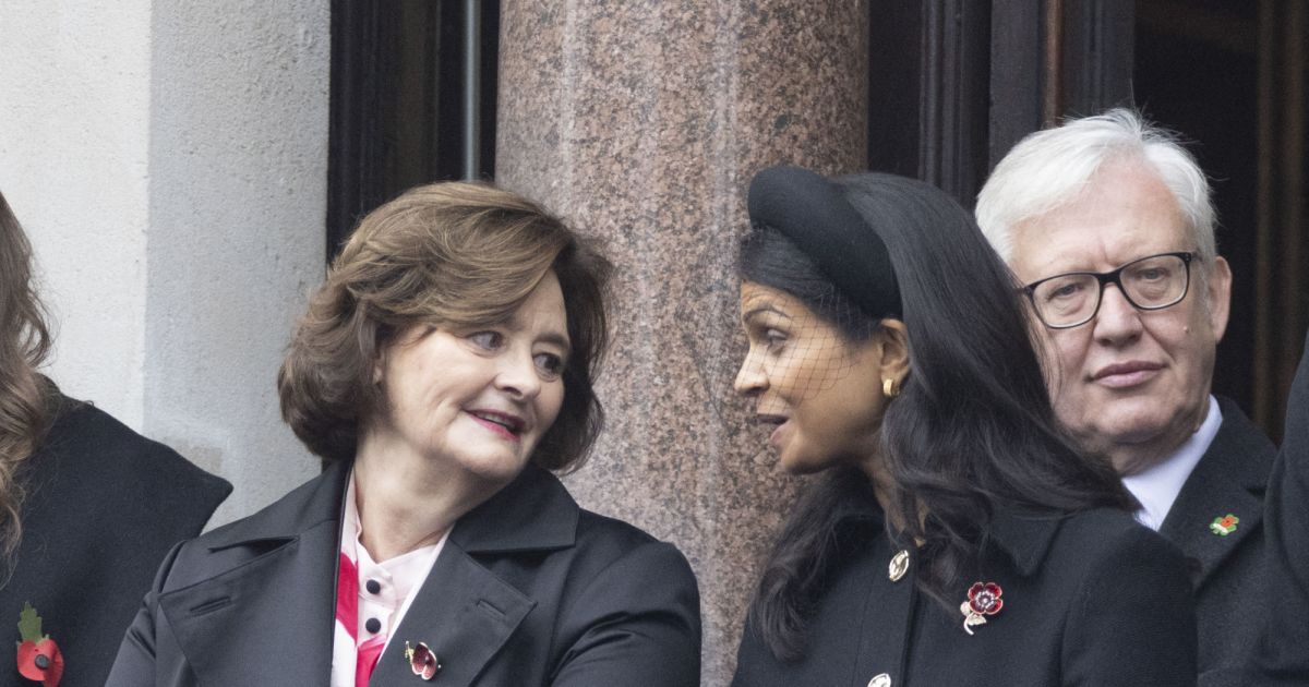 La femme du premier ministre Rishi Sunak, Akshata Murthy avec Cherie ...