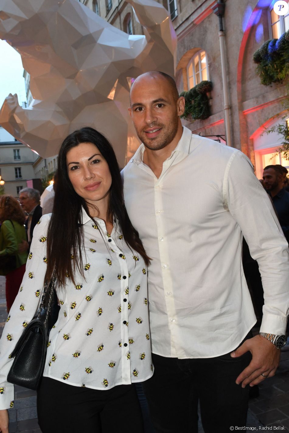 Exclusif - Sergio Parisse et sa compagne Silvia Bragazzi - Inauguration ...