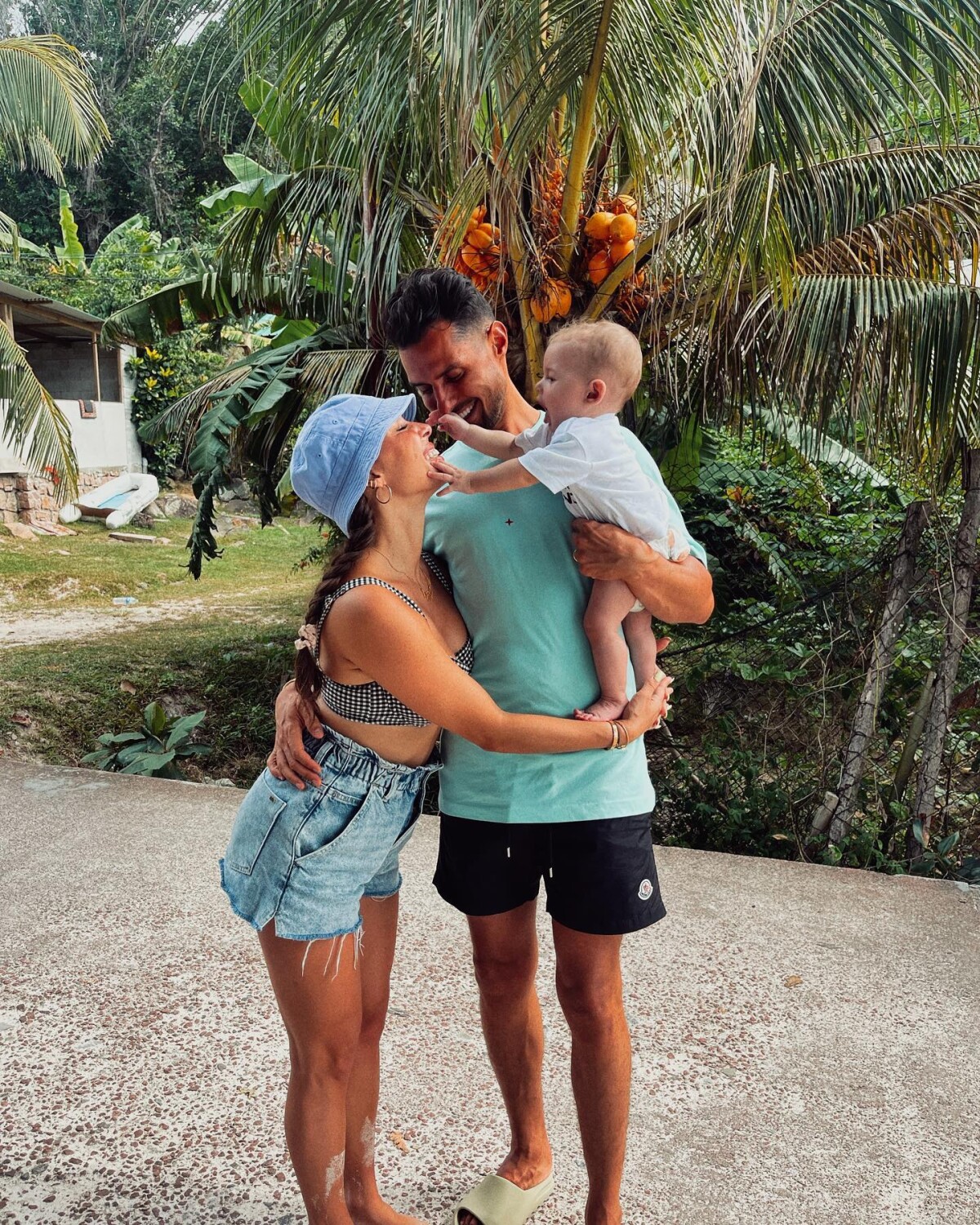 Photo : Stéphanie Durant avec Théo et Loann - Purepeople