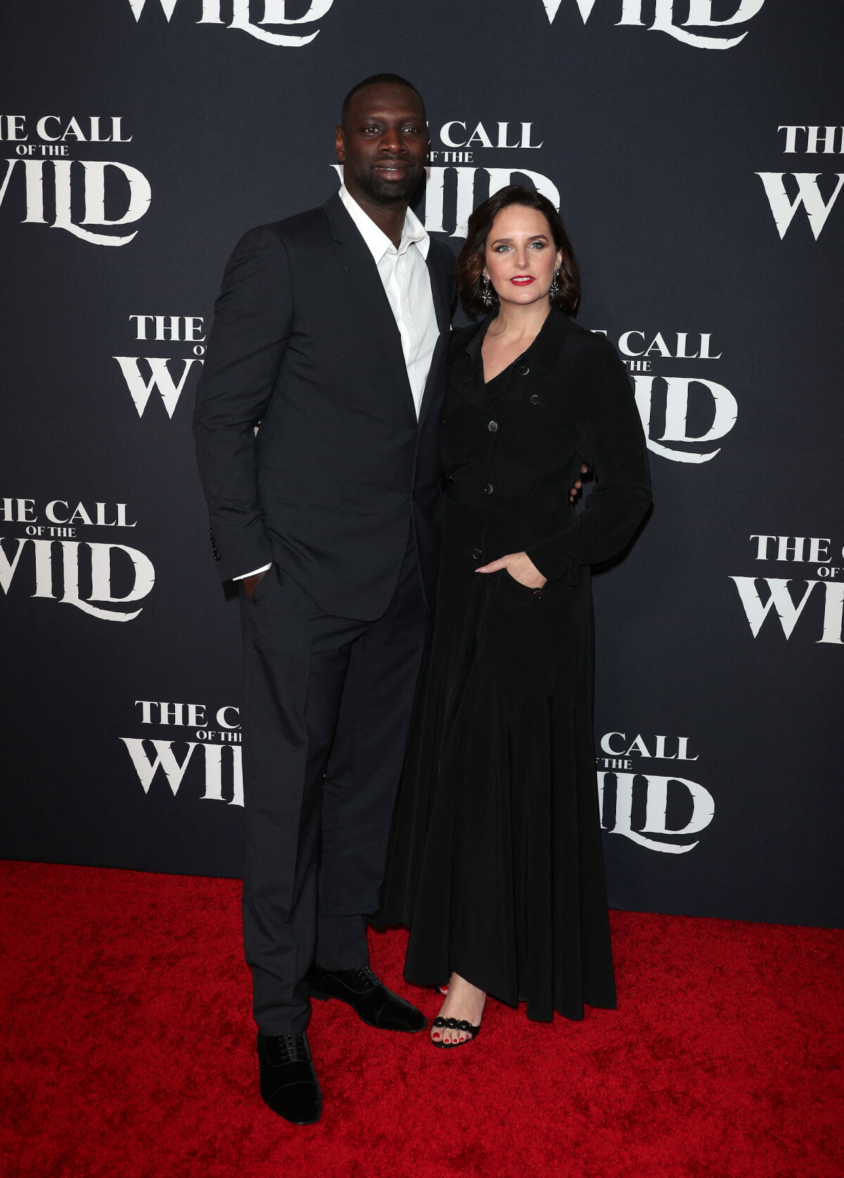 Photo : Omar Sy, Hélène Sy - Photocall de la première du film L'Appel ...