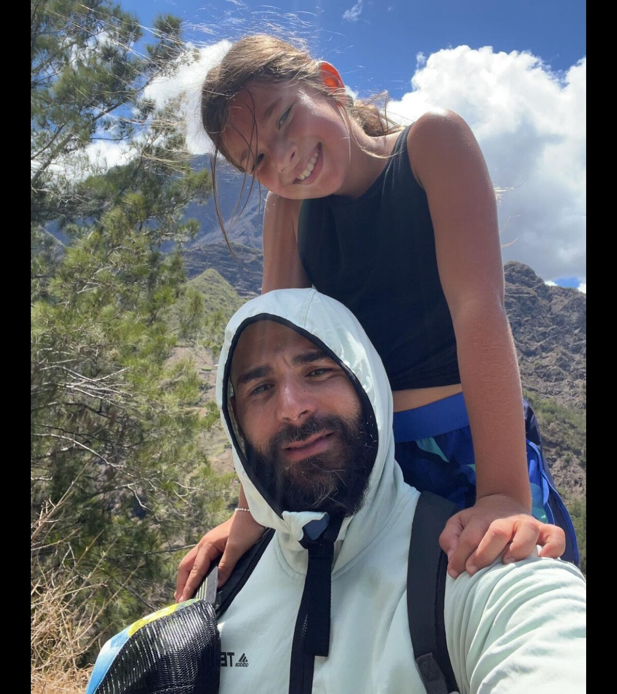 Photo : Karim Benzema et sa fille Mélia sur Instagram. - Purepeople