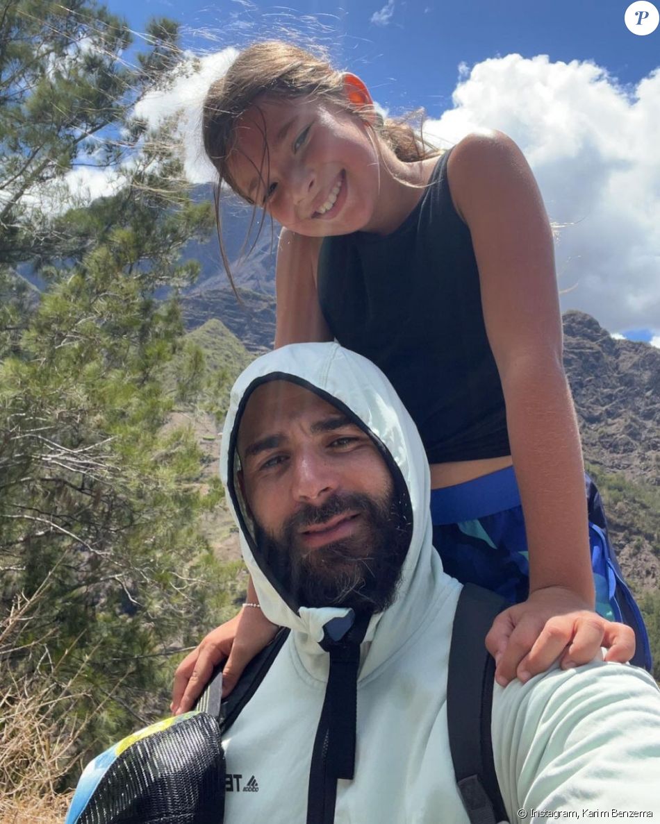 Karim Benzema et sa fille Mélia sur Instagram. - Purepeople