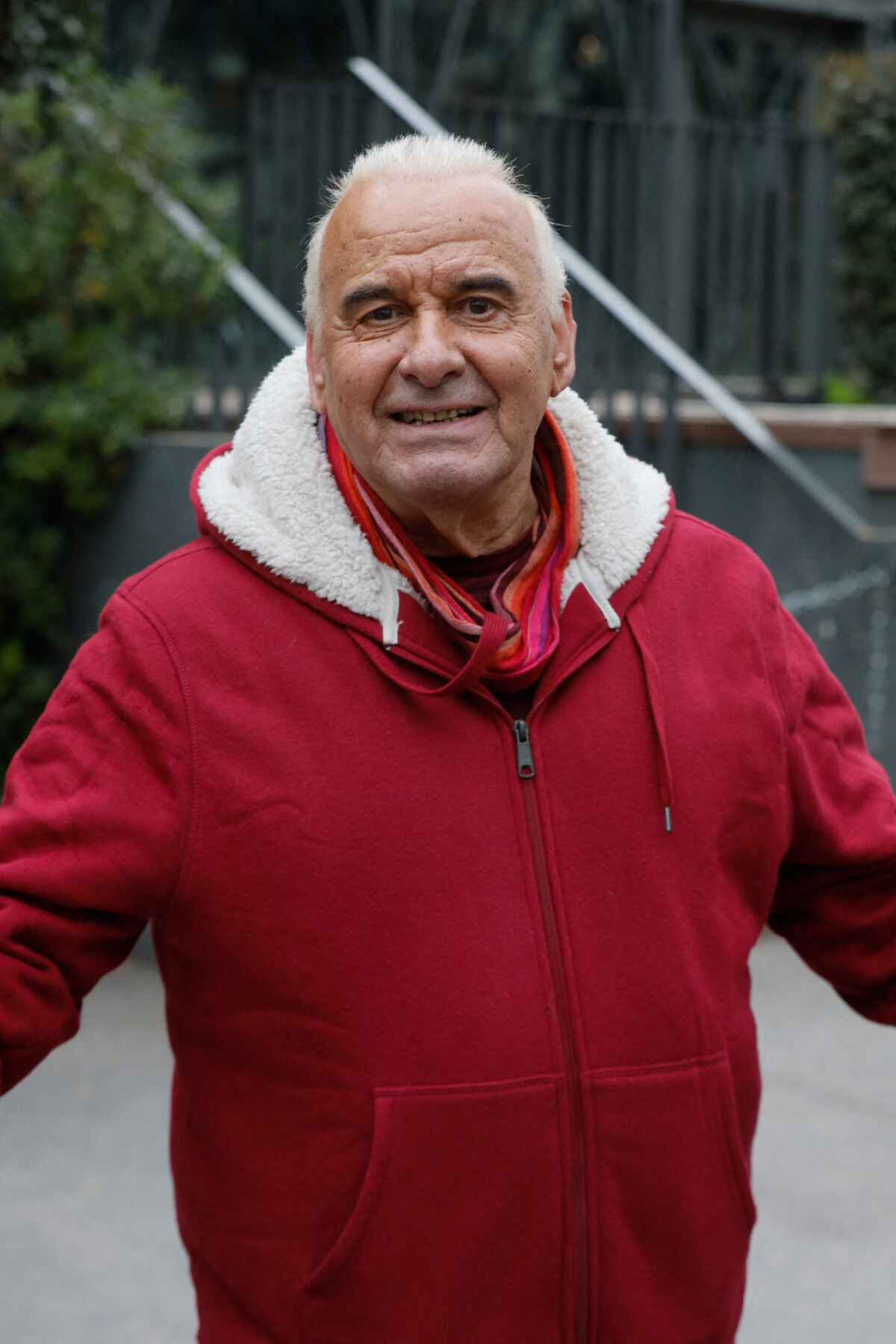 Photo : Michel Fugain - Sorties de l'enregistrement "Vivement dimanche ...