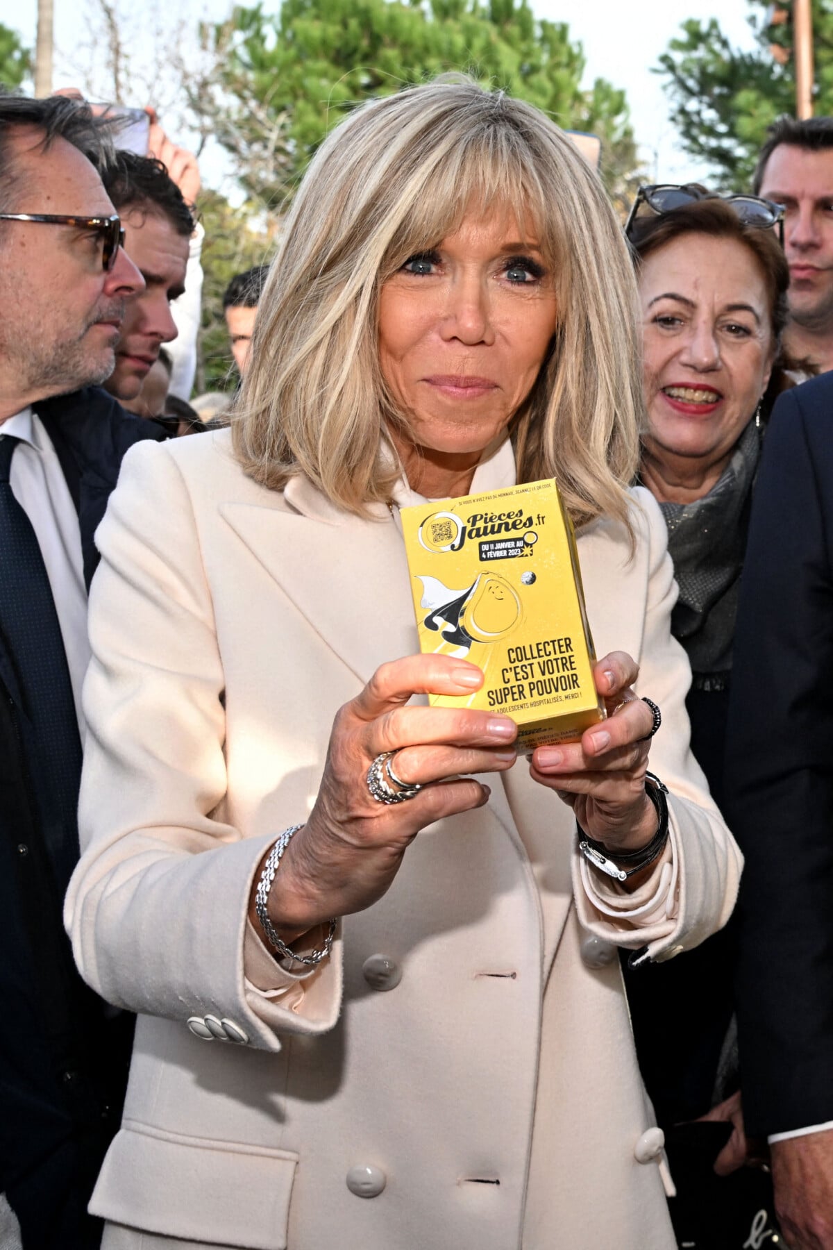 Photo : La Première dame française, Brigitte Macron (présidente de la ...
