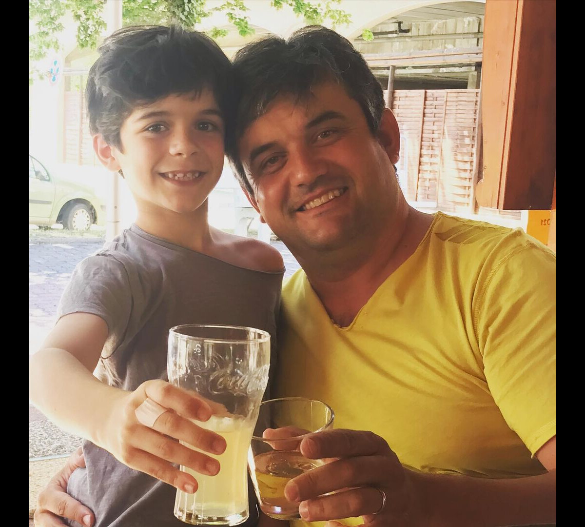 Photo : Gabriel avec son papa Pierre de "L'amour est dans le pré ...