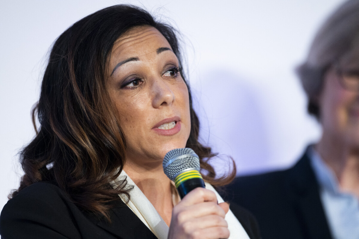 Photo : intervention de Sarah Abitbol - Convention nationale pour la ...