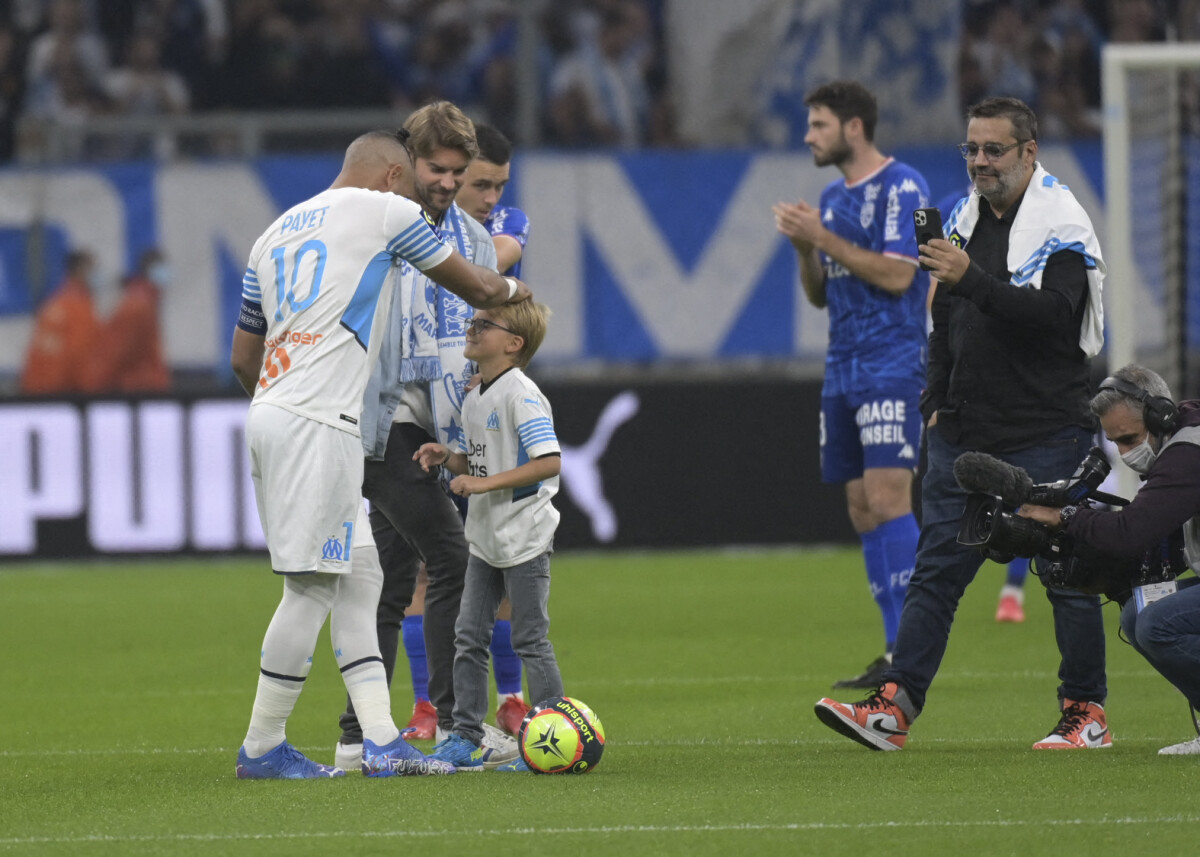 Photo : En hommage à Bernard Tapie, son petit-fils (accompagné de son ...