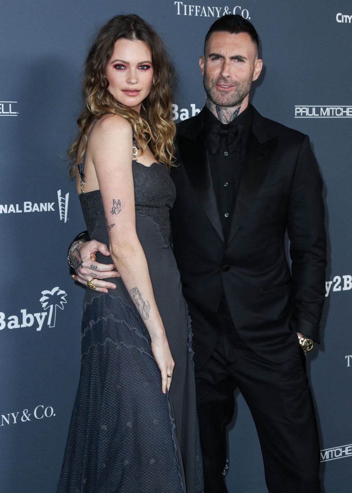 Photo : Behati Prinsloo et son mari Adam Levine - Gala Baby2Baby (10 ...
