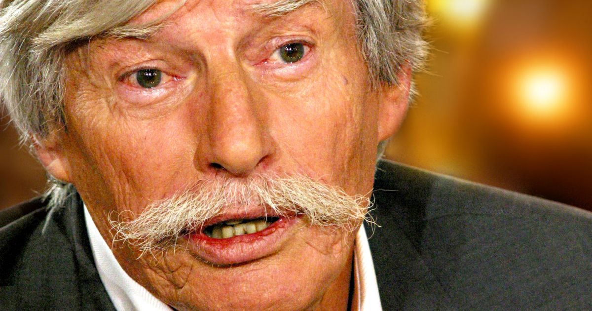 Jean Ferrat 2001 - Archive Portrait © JLPPA / Bestimage - Purepeople