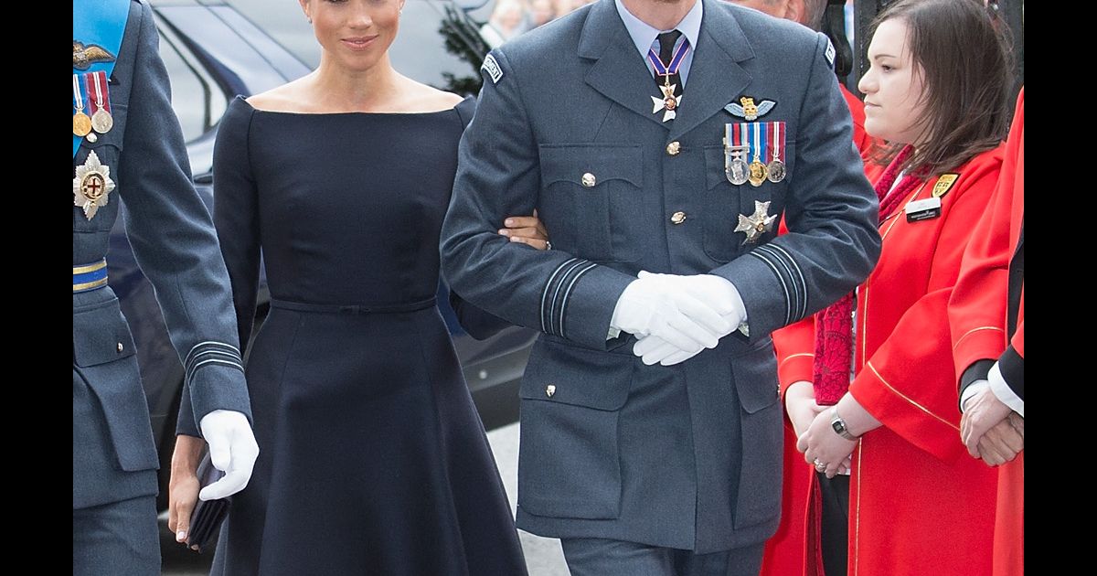 Meghan Markle, duchesse de Sussex (habillée en Dior Haute Couture par ...