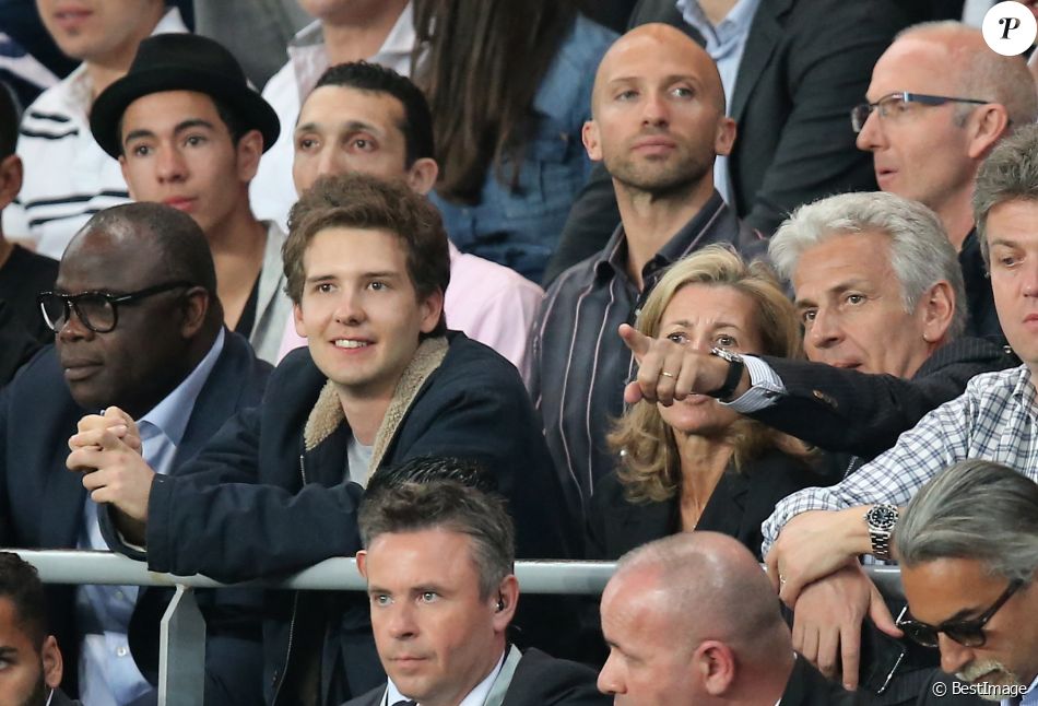 Exclusif - Claire Chazal avec son fils François Poivre d'Arvor et un ...