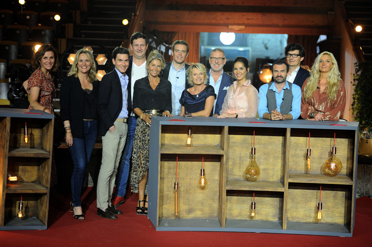 Photo : Exclusif - Sophie Davant entourée par Anne-Catherine Verwaerde ...