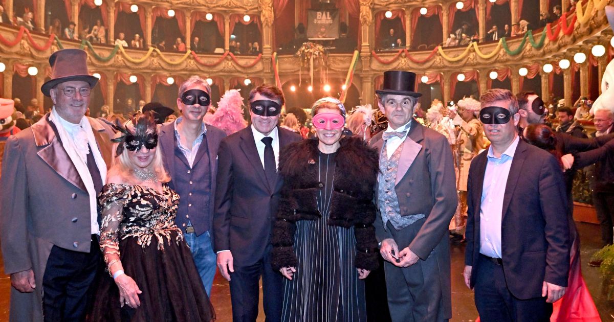 Robert Roux, adjoint au maire de Nice délégué a la culture, Bertrand ...