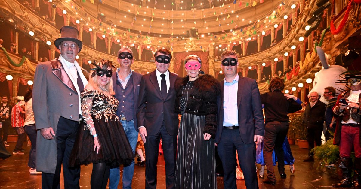 Robert Roux, adjoint au maire de Nice délégué a la culture, Bertrand ...