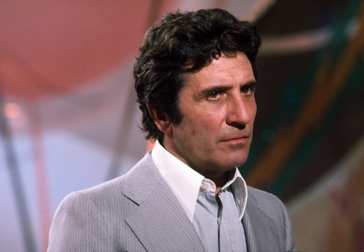 Photo : Gilbert Becaud 1977 - Archive Portrait - Purepeople