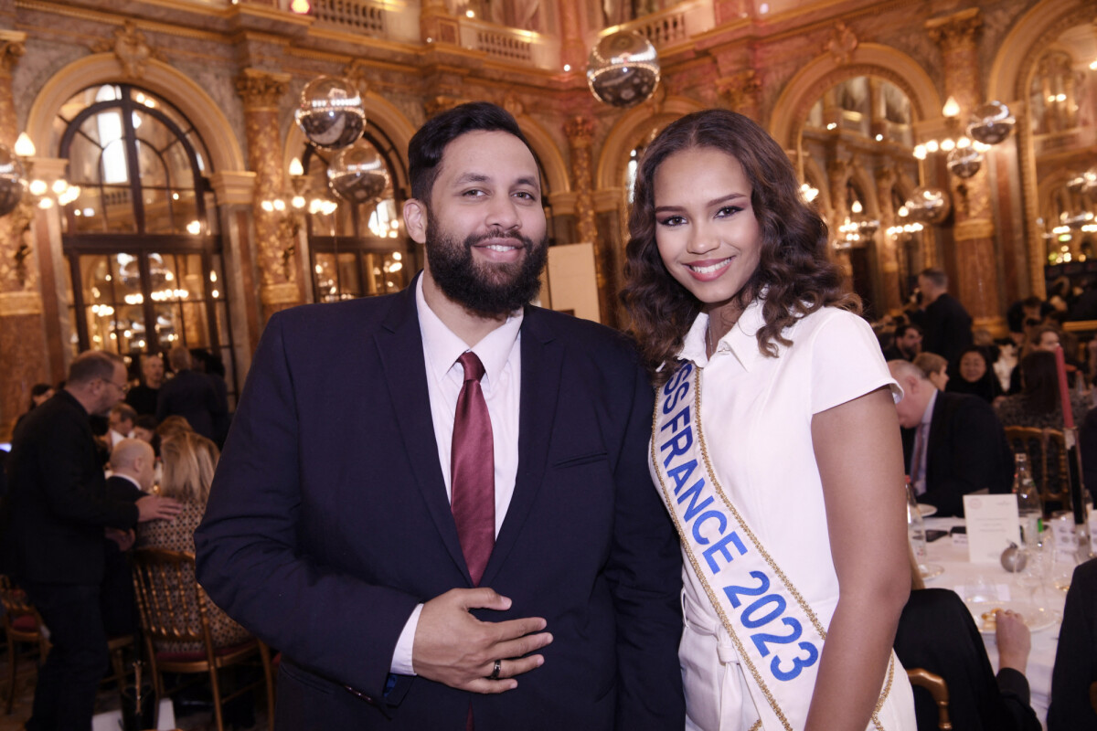 Photo : Indira Ampiot (Miss France 2023) et Alexia Laroche-Joubert se ...