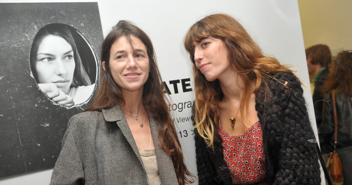 Lou Doillon et Charlotte Gainsbourg unies dans le deuil : leur soeur ...