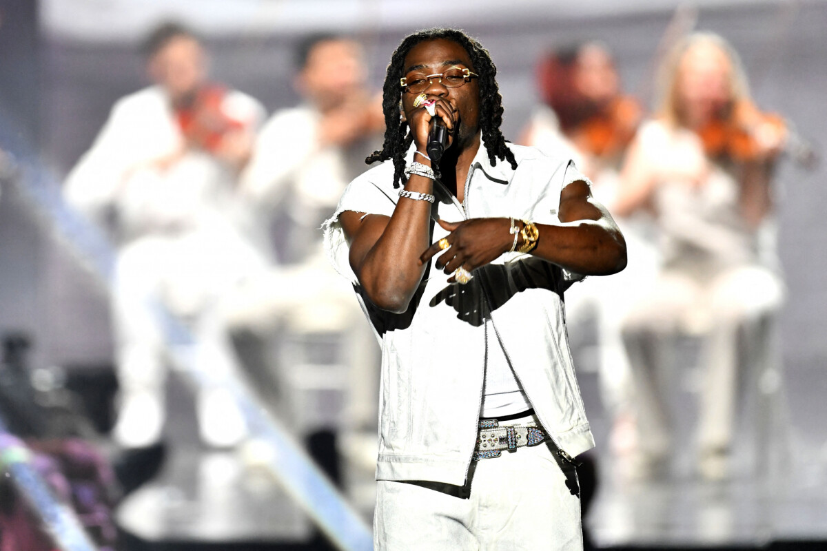 Photo : Exclusif - Gazo qui a reçu le prix de la chanson la plus ...