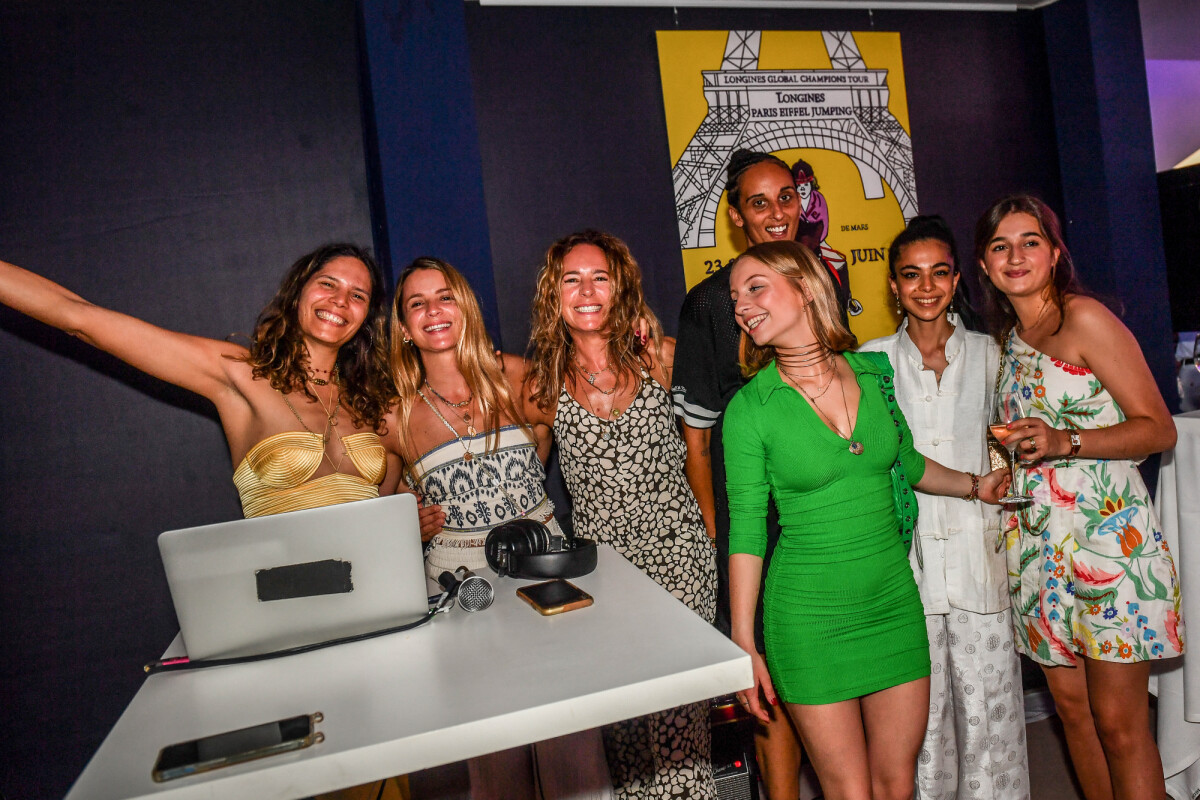 Photo : Et pas mal de jeunes filles de star ! Exclusif - Vanille Clerc, Philippine Coupérie ...