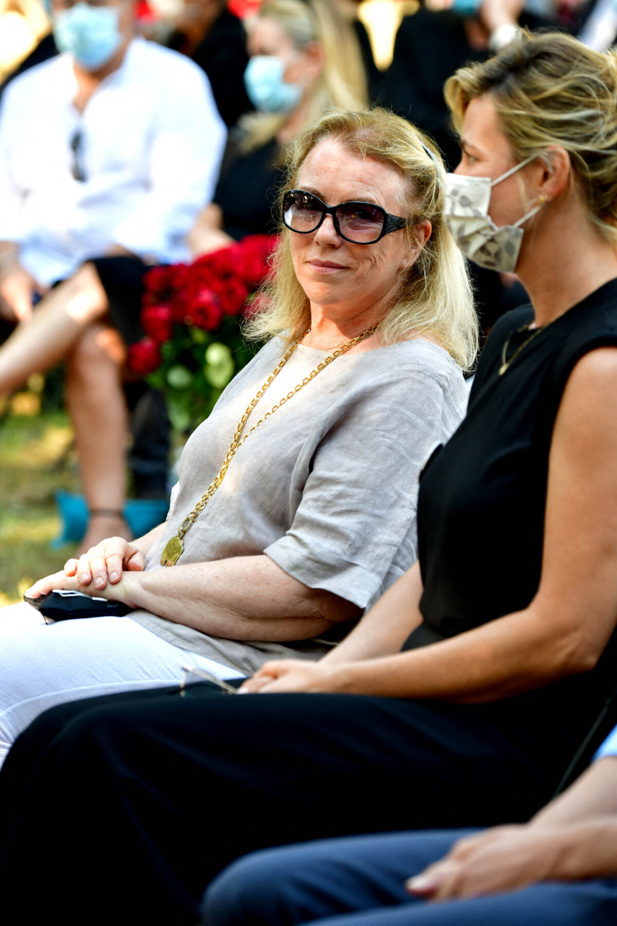 Photo : Michèle Lebon la nièce d'Annie Cordy - Obsèques de Annie Cordy ...