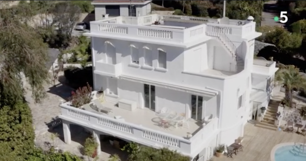 Photo : Capture d'écran de l'émission Une maison, une artiste consacrée à la demeure d'Annie ...