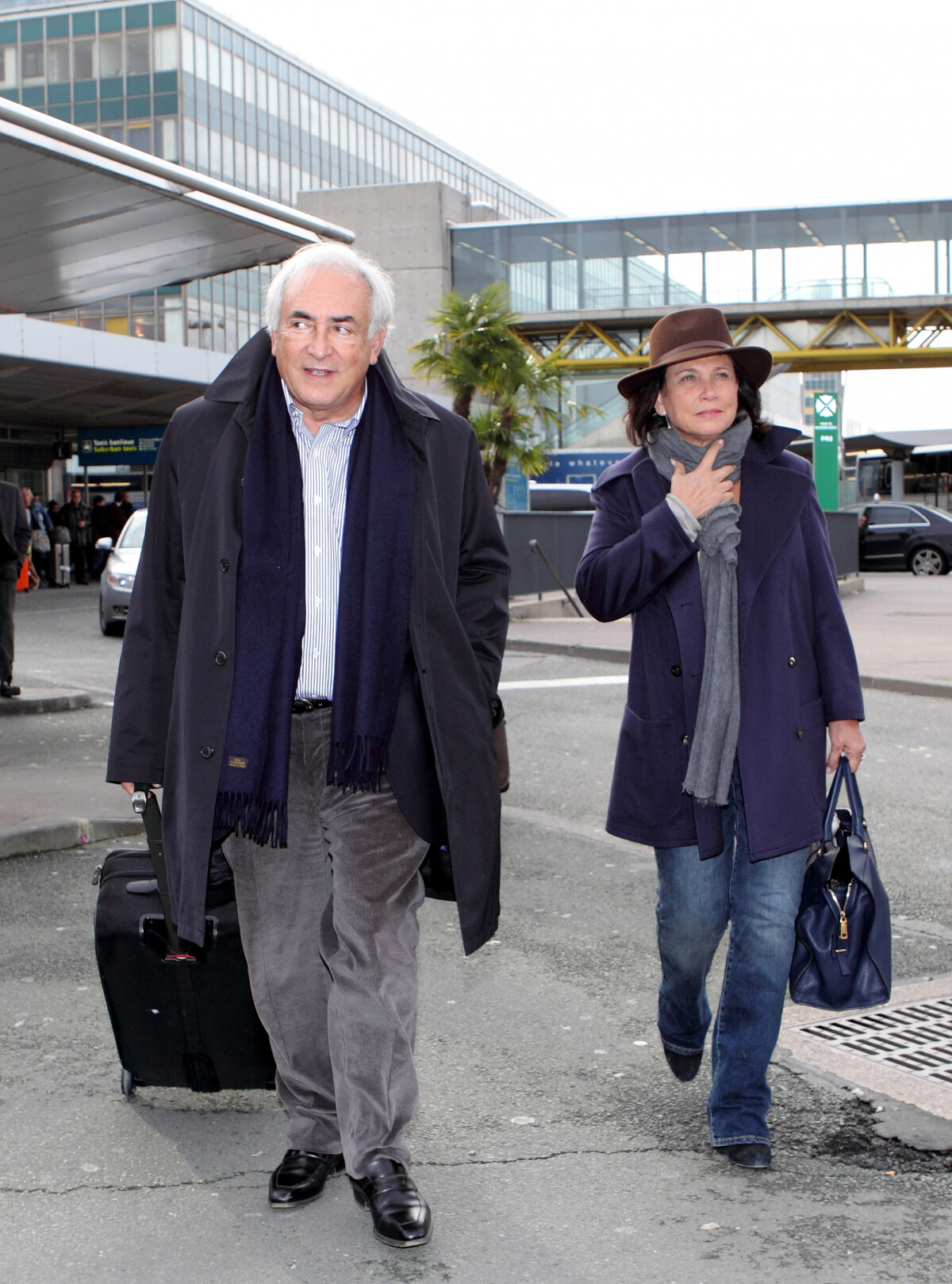 Photo : Arrivée de Dominique Strauss-Kahn et Anne Sinclair à l'aérport ...