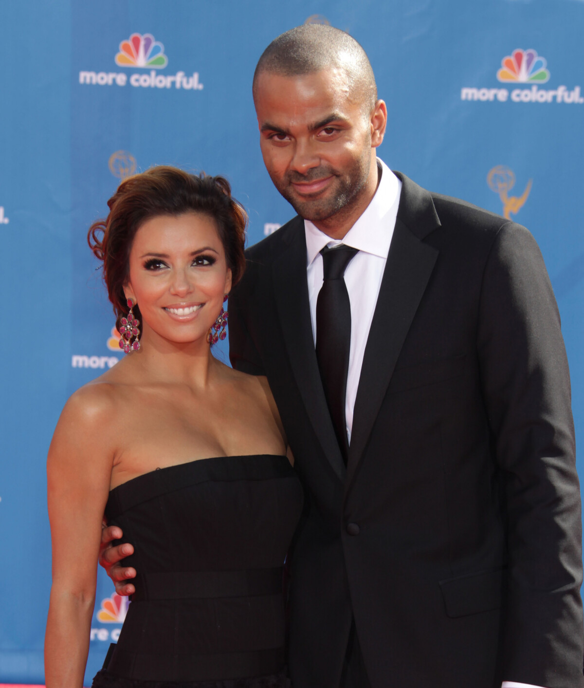 Photo : Eva Longoria et Tony Parker aux Emmys Awards en 2010. - Purepeople